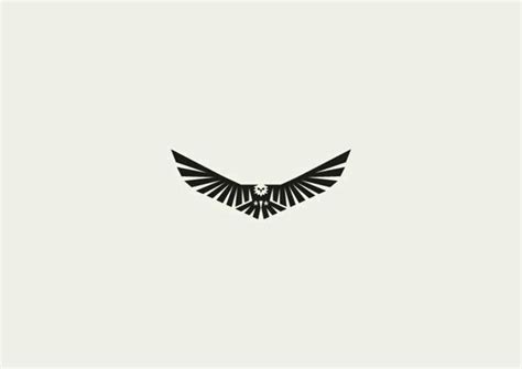 Roofvogel Skelet Tatoeage