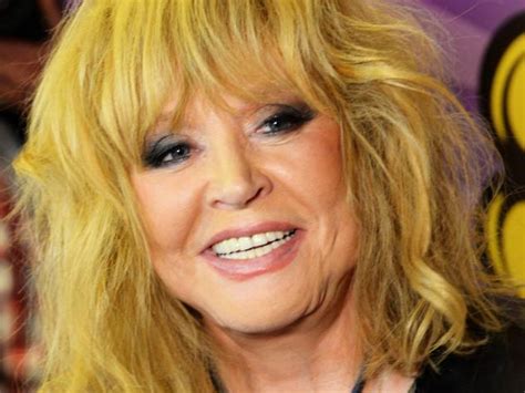 «Старческие пятна уже не спрятать Внешность Пугачевой озадачила фанатов Экспресс газета