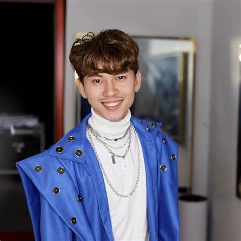 មានដុងតាំងក្មេង បែកធ្លាយ វីដេអូ នាង ដាវីន ឡើងឆាកច្រៀងគ្មានរ អា មានវីដេអូ Khmerload