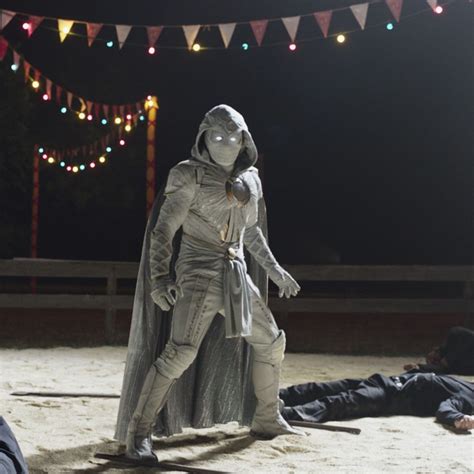 Moon Knight New Mcu Superhero Played By Oscar Isaac Fights Mental