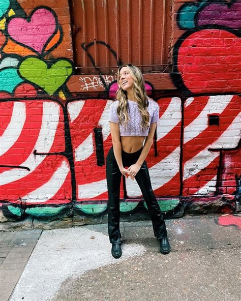 Beautiful Blonde R Midriff