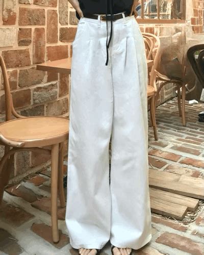 [모델소장 핏 보장🤍] 투 핀턱 일자핏 와이드 실크 흰청바지 벨트 세트 여름 청바지 통바지 얇은 바지 화이트데님 팬츠 에이블리