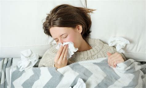 How To Tell The Difference Between A Cold And Allergies