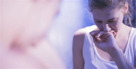 Bulimia Nervosa Warning Signs And 4 Healing Methods Dr Axe