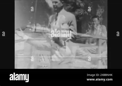 Ken Murray Stock Videos And Footage Hd And 4k Video Clips Alamy