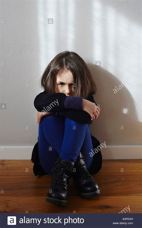 Girlfriend Knees