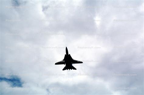 Grumman F 14 Tomcat Landing F 14b Twin Engine Jet Photo