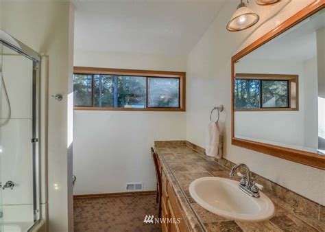 18340 Ne 143rd Pl Woodinville Wa 98072 Redfin