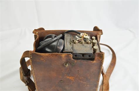 Ww2 American Us Army Signal Corps Field Ee 8 Telephone Sally Antiques