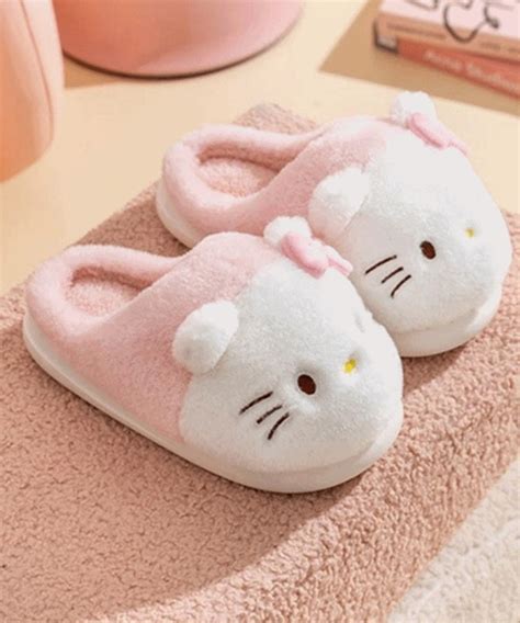 [산리오 정품] 키티 방한 실내화 털 슬리퍼 인형 에이블리