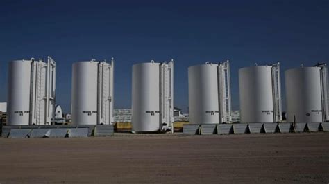 Alberta Oil Refinery Operating For Years Without Provincial Approval