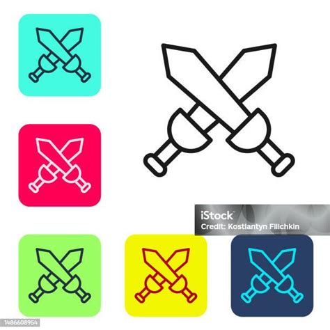 검은 색 선은 흰색 배경에 고립 된 중세 칼 아이콘을 교차 중세 무기 색상 정사각형 단추로 아이콘을 설정합니다 벡터 3차원 형태에 대한 스톡 벡터 아트 및 기타 이미지