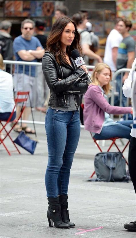 Girls In Tight Jeans Wall Trivia