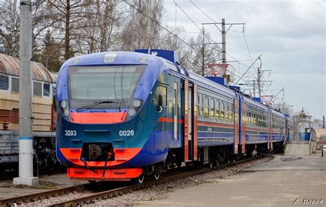 Поезд, Транспорт