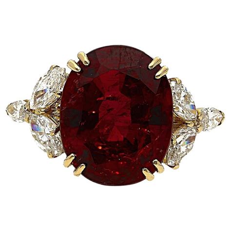 Van Cleef And Arpels No Heat Oval Cut Ruby 18k Yellow Gold Grs