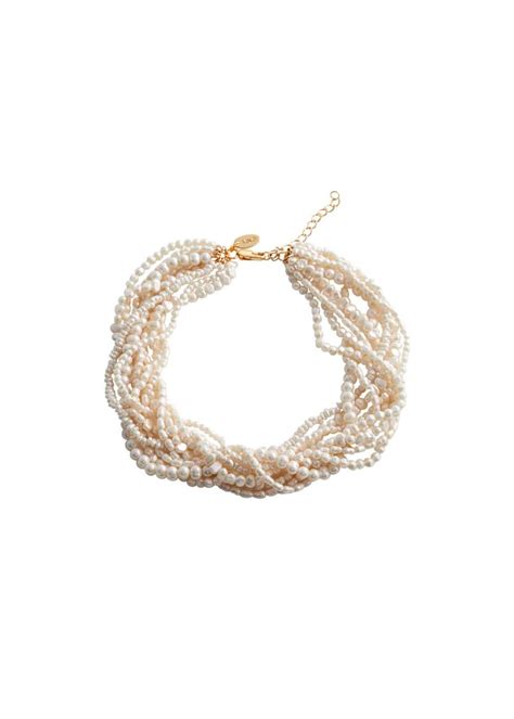 Deze Bijzondere Parelketting Van Mango Maakt Iedere Outfit Chic