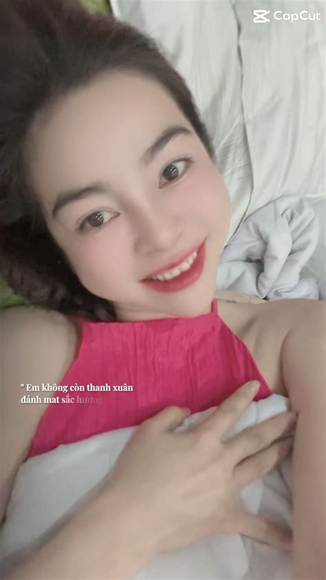 Le Loan Was Live By Le Loan Hello Cả Nhà ơi Cả Nhà Nha Vô Xem Thì à Vô Bấm Vô Cái Màn Hình