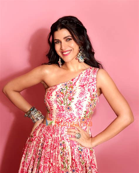 Nimrat Kaur Photos Images Hd Wallpapers Nimrat Kaur Hd Images