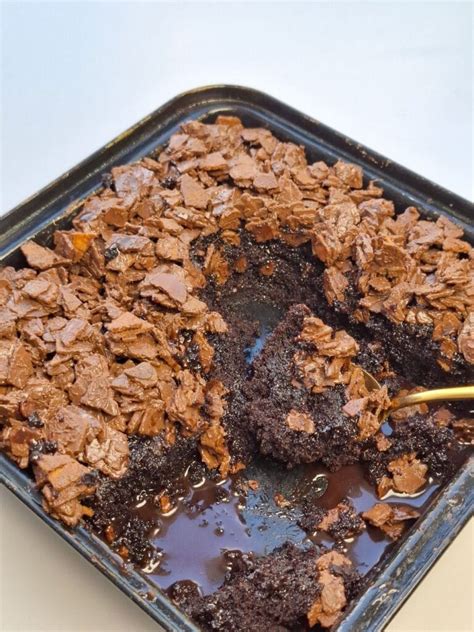 Viral Chocolate Crunch Cake With Homemade Feuilletine The Food Flamingo