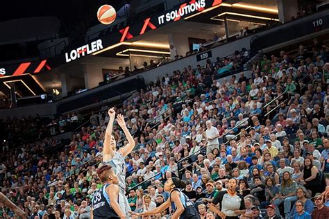 Filececilia Zandalasini Makes A 3 Point Shot In The Minnesota Lynx Vs