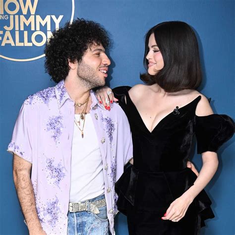 Selena Gomez Wears Capris For Date Night With Benny Blanco