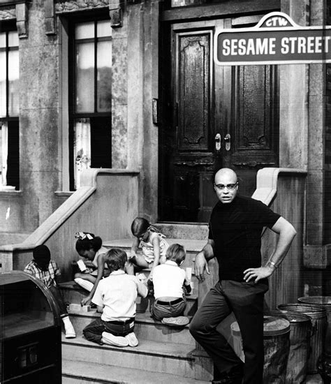James Earl Jones Was The First Celebrity Guest On Sesame Street