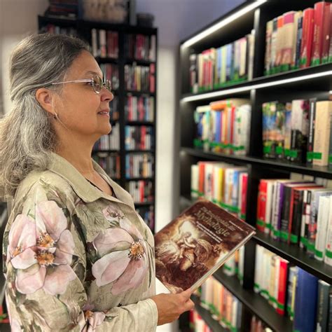 Buch And Intuition Wie Geht Das Zusammen Vielleicht Zögerst Du Mit Dem