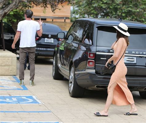 Ana De Armas In A Knitted Dress Proves Why She Is The New Girl Of Bond