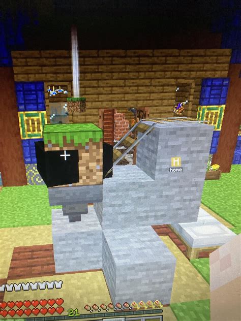 Does Anyone Know Why The Hopper Minecart Isn T Picking Up Blocks R