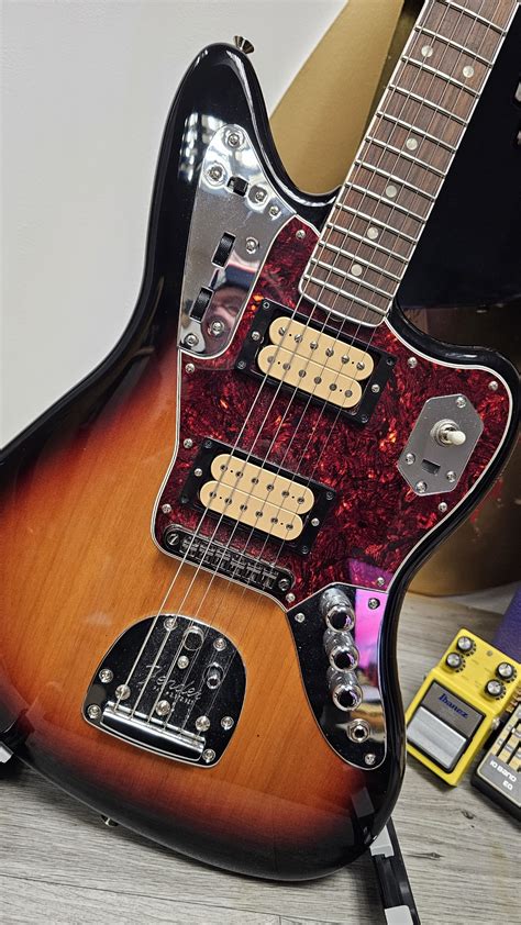 Fender Jaguar Kurt Cobain Signature 3 Colour Sunburst M Guitars