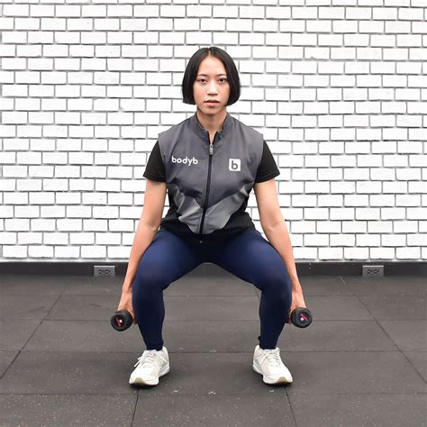 Dumbbell Squats เครื่องออกกําลังกาย Irontec