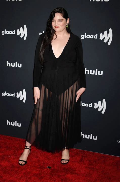 Megan Stalter Slams Tiktok For Censoring And Monitoring Amid Ice Outrage