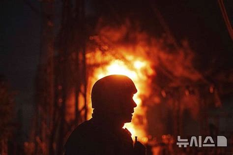 우크라이나 사상 최대 규모 러시아 무인기 공격에 곳곳 정전