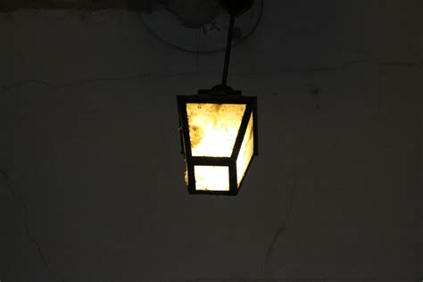 무료 이미지 빛 화이트 천장 칸델라 어둠 가로등 램프 검은 노랑 조명 전등 5184x3456 175889 무료 이미지 Pxhere