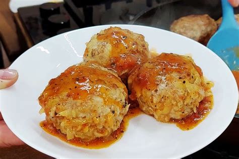 Тефтелями следует называть мясное блюдо, в составе которого имеются ...