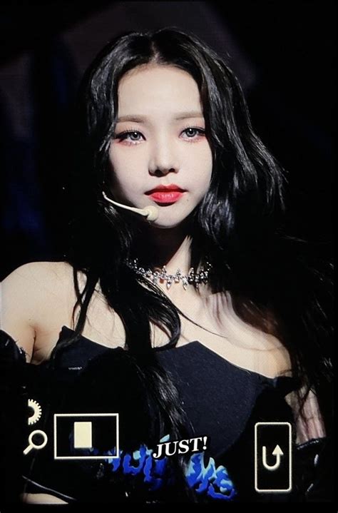 Aespa 에스파 Karina 카리나 Yu Jimin 유지민 Icons Unfiltered 220626 Synk Showcase