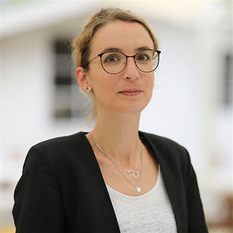 Interview De Caroline Faure Irenee