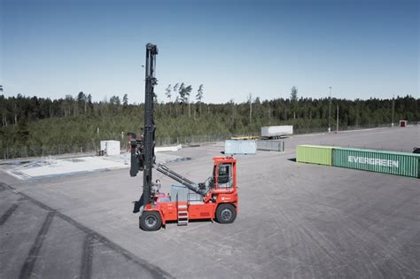 Kalmar Introduces Electric Empty Container Handler At Toc Europe 2024 Heavy Lift News Kalmar Introduces Electric Empty Container Handler At Toc Europe 2024 Heavy Lift News