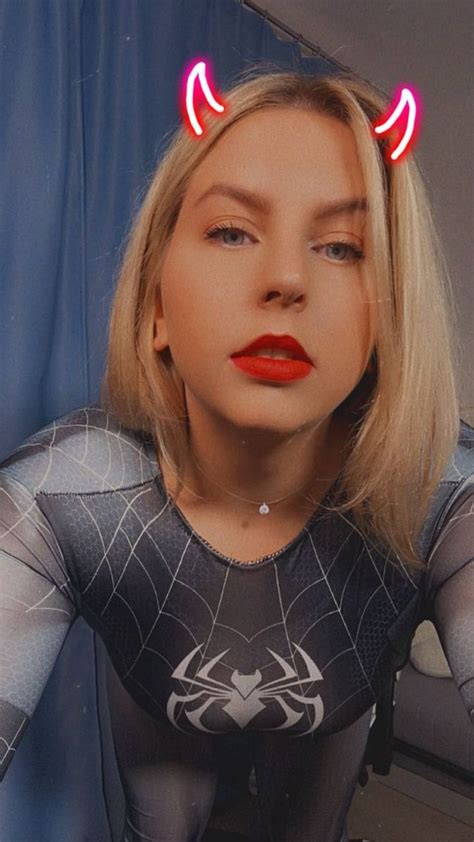 Adelewhite ️ Live Cams Skype Teams Discord And Telegram