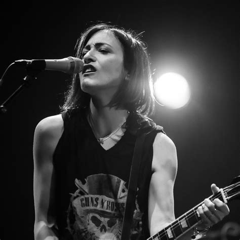 Keren Ann 20 03 25 Fragile Au Théâtre Zingaro