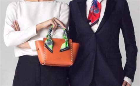 Загвар өмсөгч Сарнай нөхөртэйгээ дэндүү адилхан болжээ