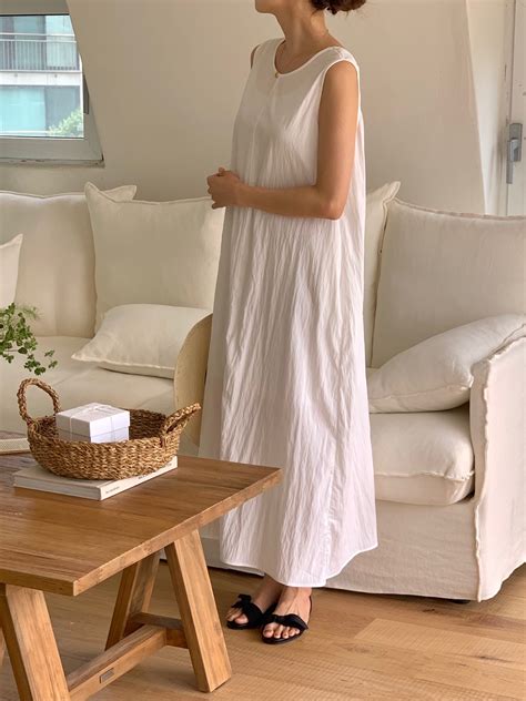 데일리블로썸 무배 마루 라운드넥 루즈핏 롱 여름 민소매 원피스 4color