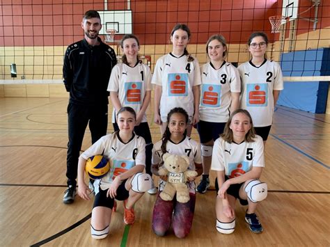 3 Platz Bei Der Schülerliga Volleyball Akademisches Gymnasium Salzburg