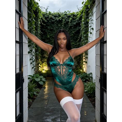 Jaymee Green Jaymeegreen Onlyfans Model Profile And Stats
