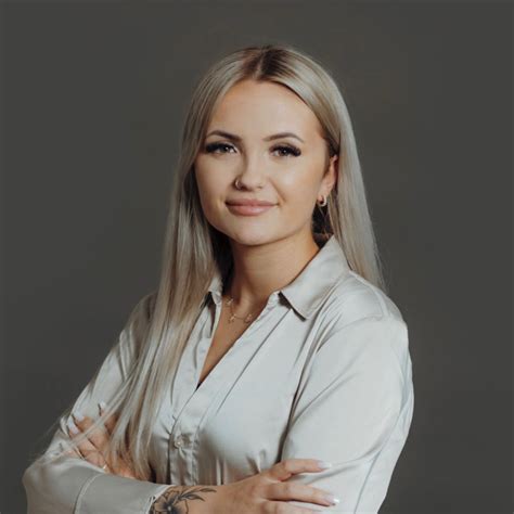 Laura Salzmann Büroassistentin Käser And D‘angelicchio Xing