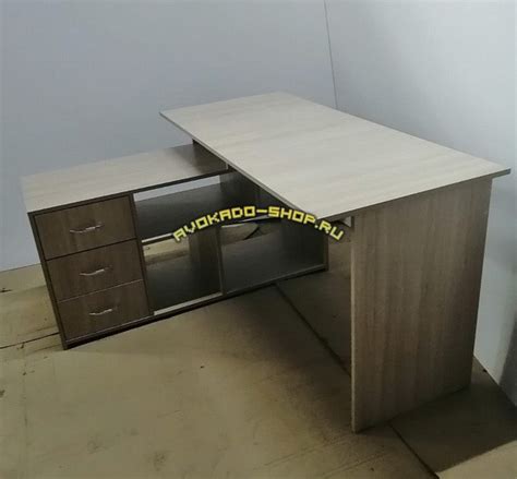 Стол письменный с тумбой угловой
