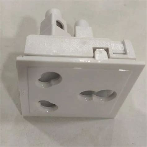 Pin Polycarbonate Electrical Socket At Rs Piece Three Pin Socket In Bengaluru ID