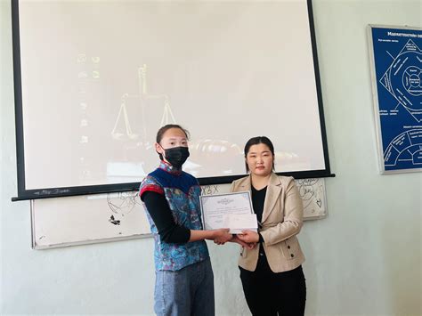 ОУ ын хэрэглэгчийн эрхийг хамгаалах өдрийг тохиолдуулан аймгийн оюутан залуучуудын дунд зохион