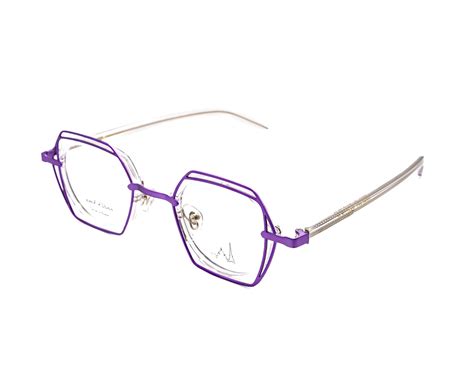 Ninon Legend Of Paris