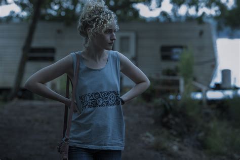 Julia Garner R Celebhub